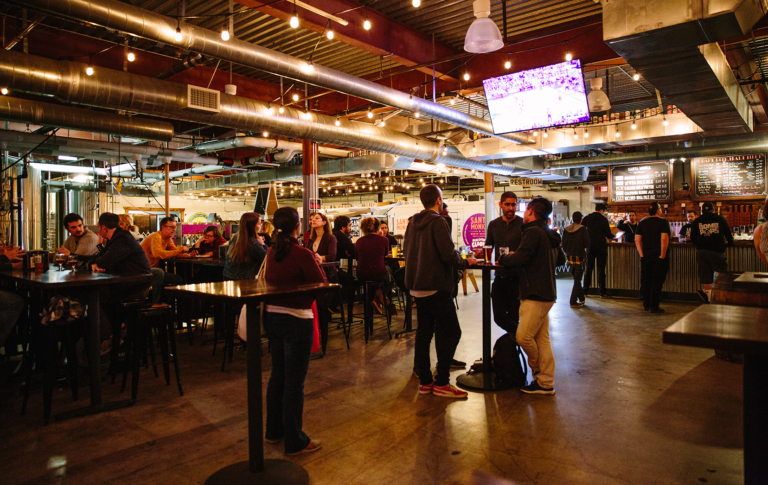 Santa Monica Bars | Guide To The Best Bars In Santa Monica