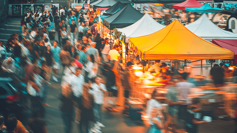 Golden Hour on the Third Street Promenade | Visit Santa Monica